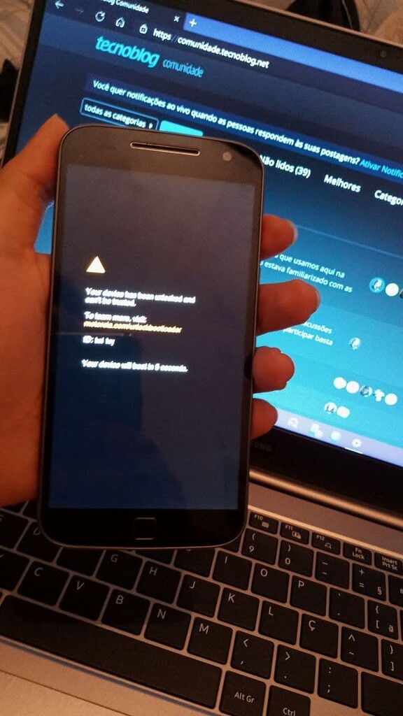 Moto G4 Plus won't get past the boot screen. What should I do? - Mobile ...